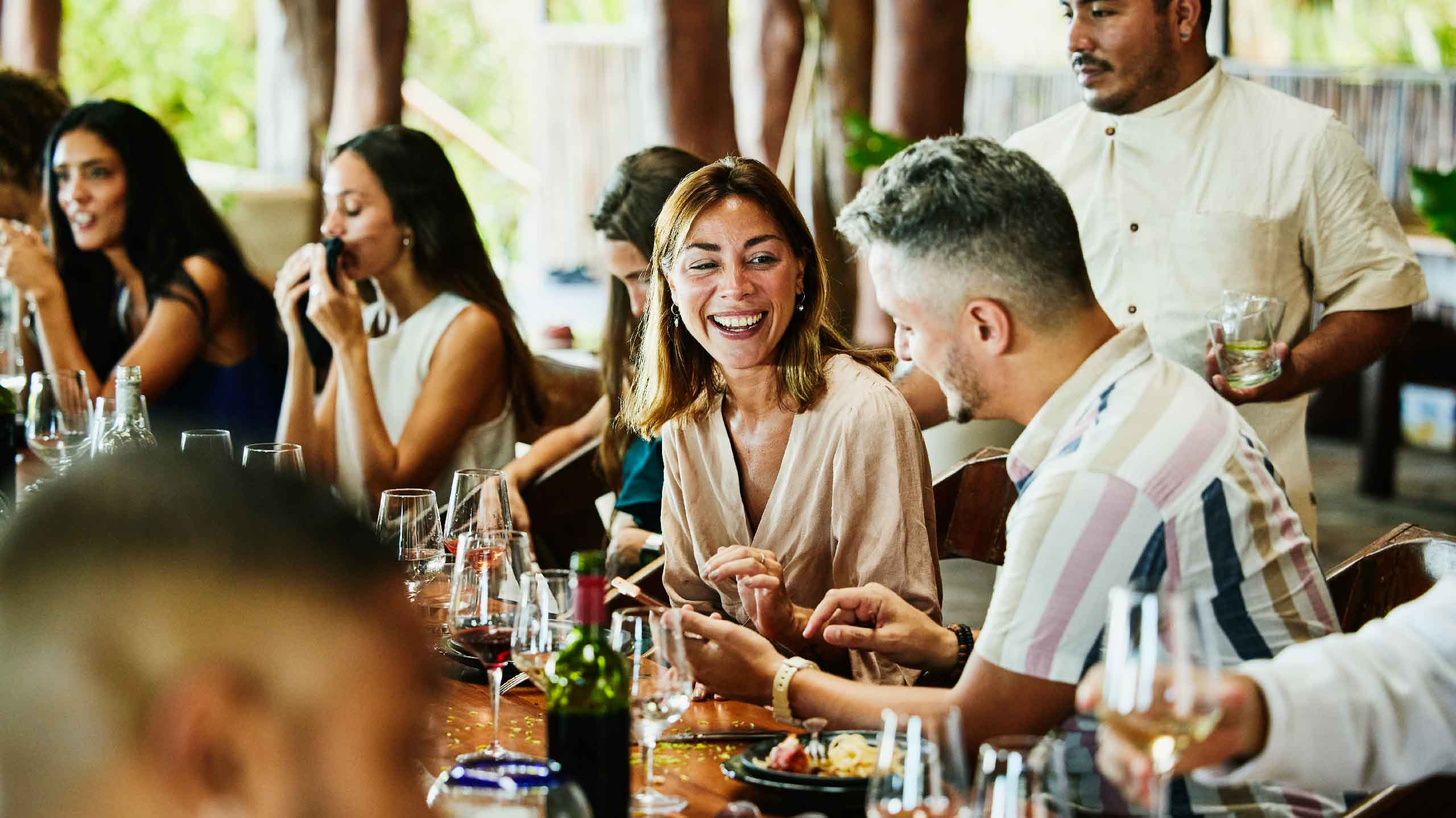 Hospitality vs Service: Why both are Important in the Hospitality ...