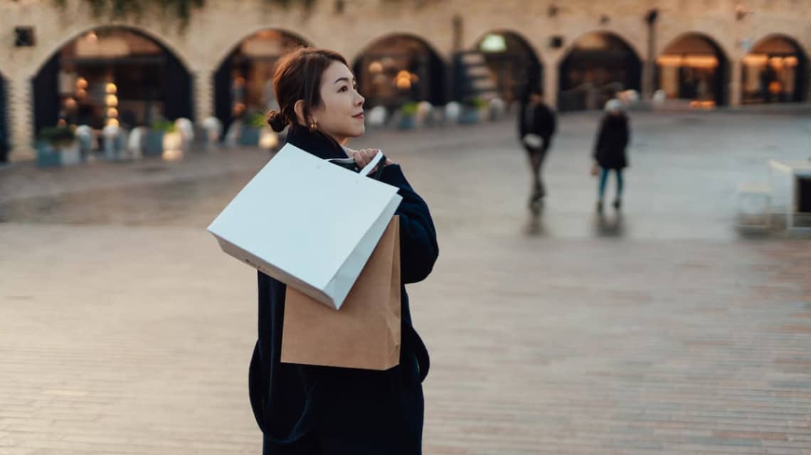 How to get luxury brand hospitality internships - Glion